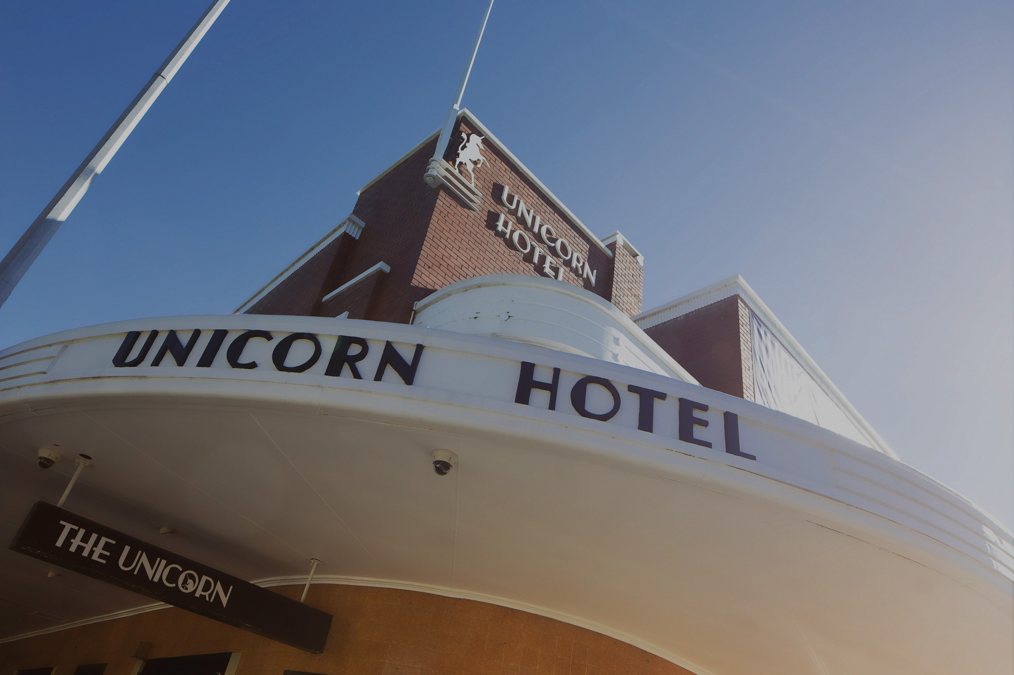 Unicorn Hotel Fringe Bar | EDT Projects